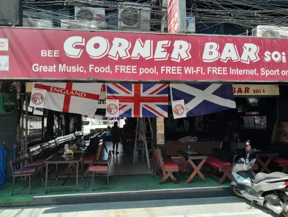 Corner Bar Soi 6 - Buzzin Pattaya