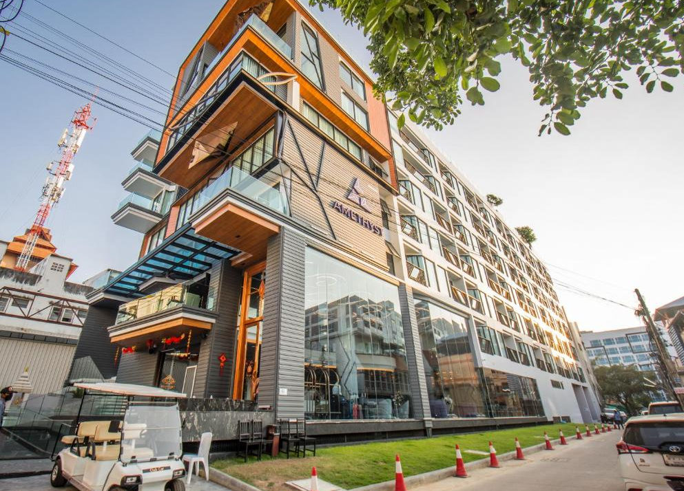 Amethyst Hotel Pattaya - Buzzin Pattaya